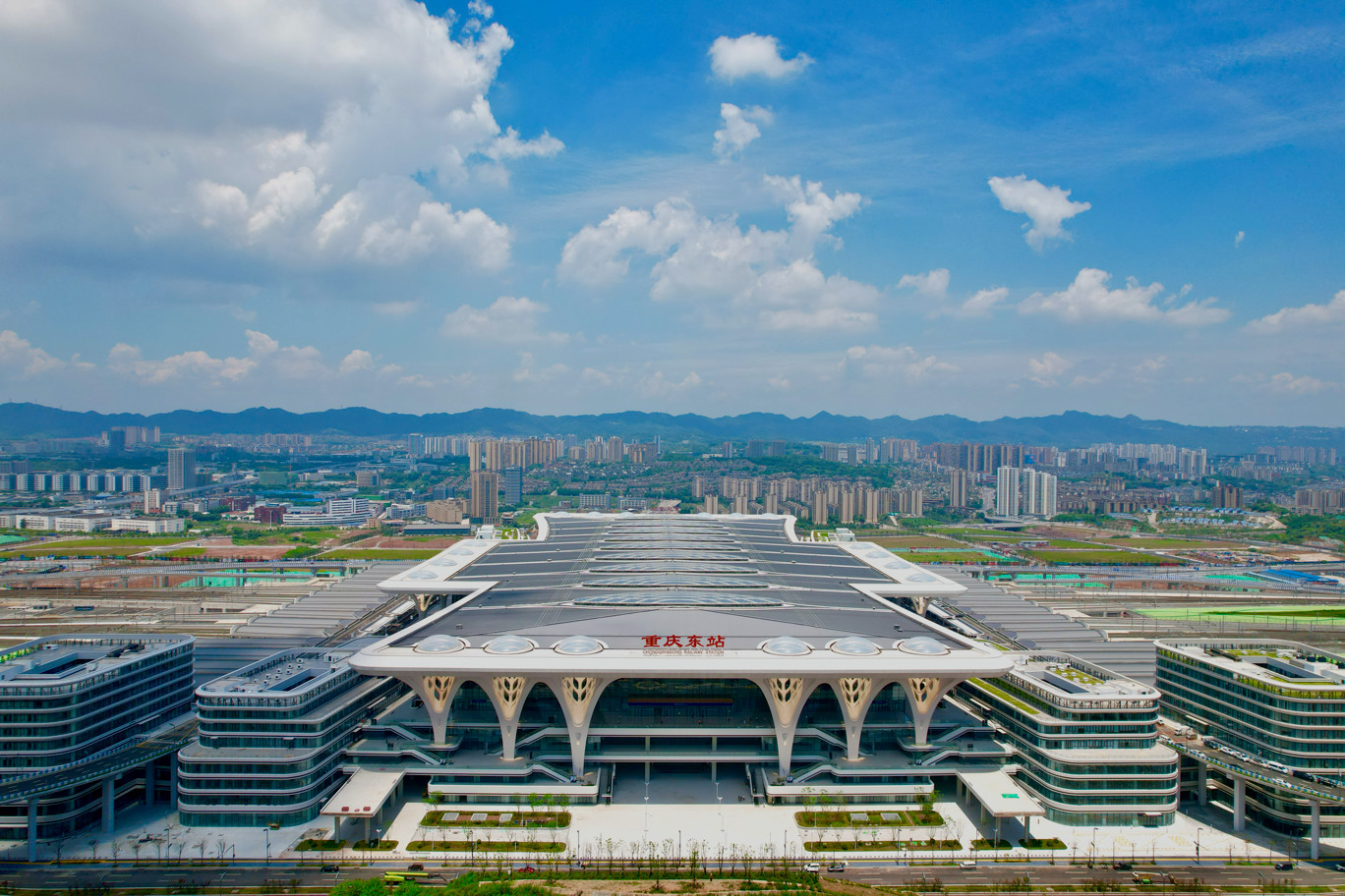 China Completes Mega Train Station in 38 Months Using Robots - Central ...